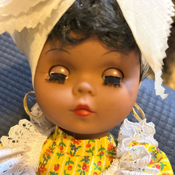 Gambina | Other | New Orleans Gambina Doll Sleepy Eyes Long Dress Circa ...